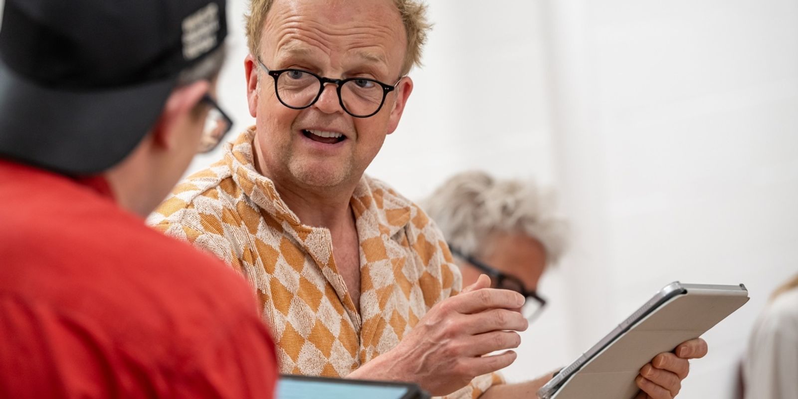 Benedict Cumberbatch, Toby Jones & More to Join Barbican Talk for ...