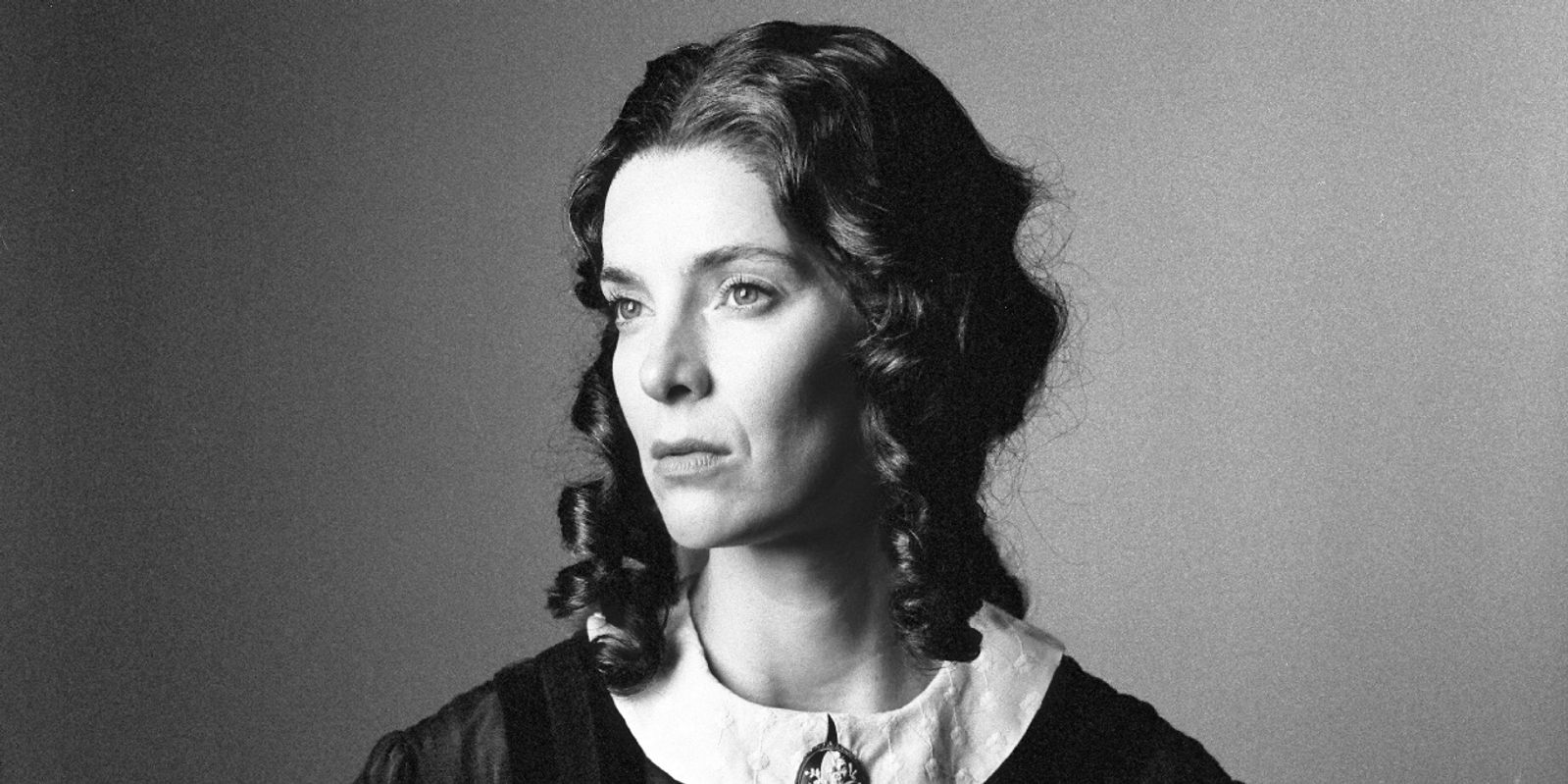 Betty Gilpin Will Succeed Cole Escola in OH, MARY! on Broadway