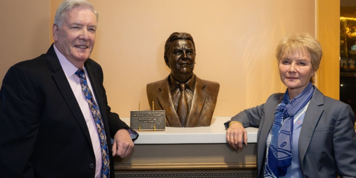 Bill Kenwright Tribute Sculpture Unveiled at Liverpool Empire