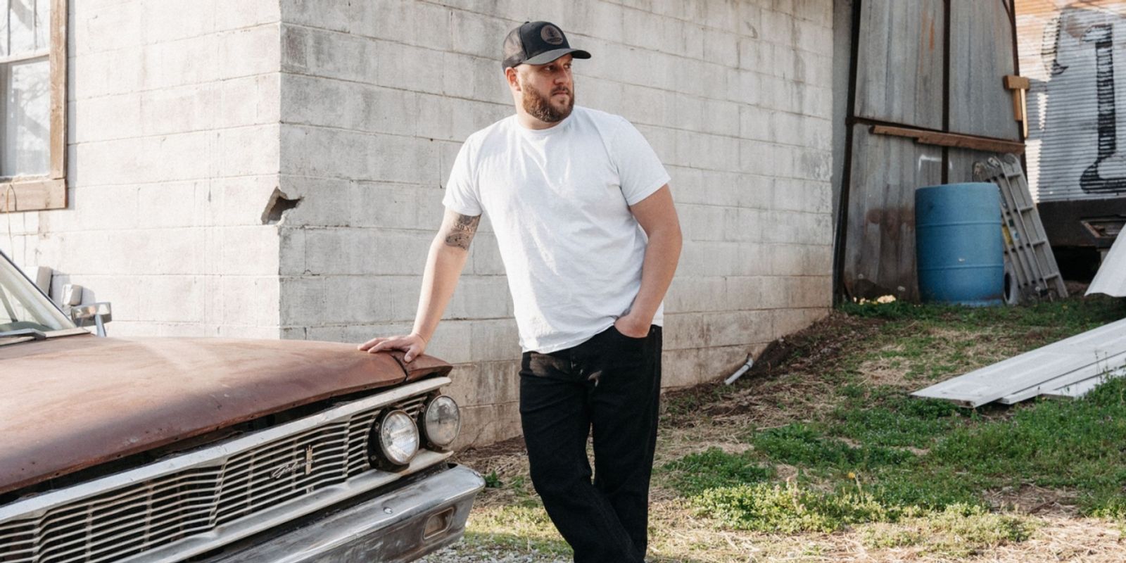 Country Artist Daniel Jeffers Drops New Single 'Beer Drinkin' Crowd'