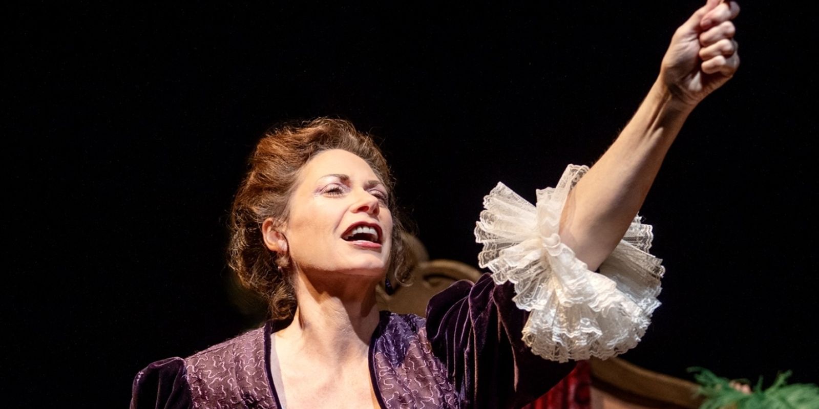 DFW Actor Performs Her Original Script WILDE WOMEN At Edinburgh Fringe ...