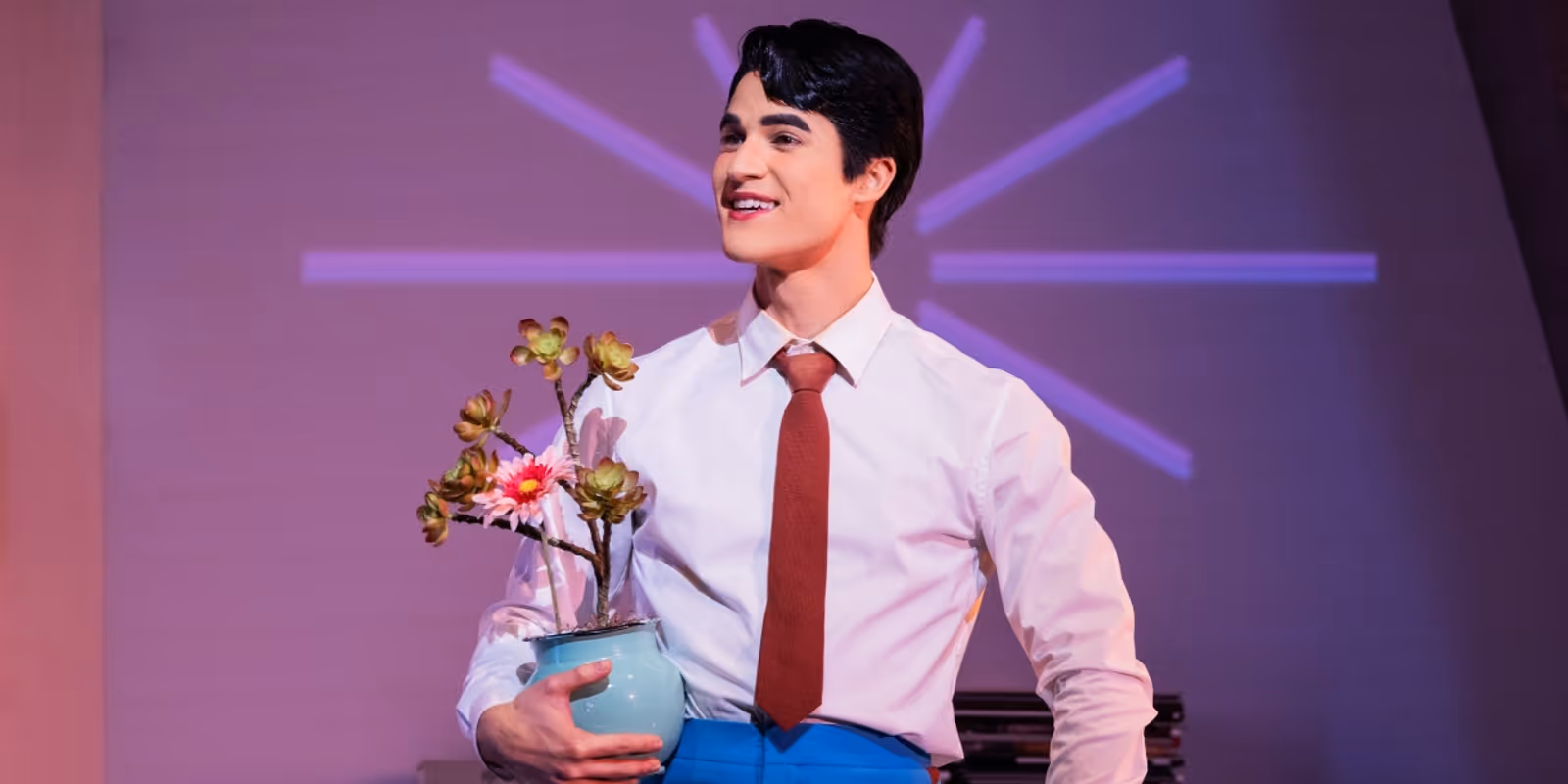Darren Criss Returns to MAYBE HAPPY ENDING November 5