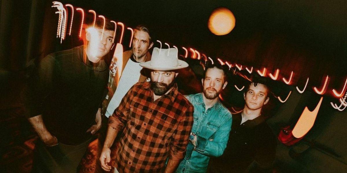 Drew Holcomb & The Neighbors Release New Album 'Strangers No More ...