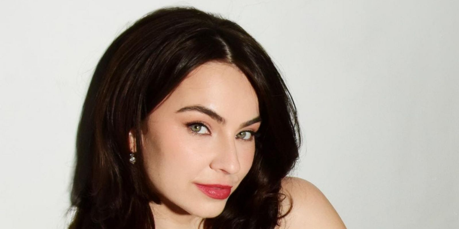 Emerging Star Vocalist Stella Cole Releases Self-Titled Debut Studio Album