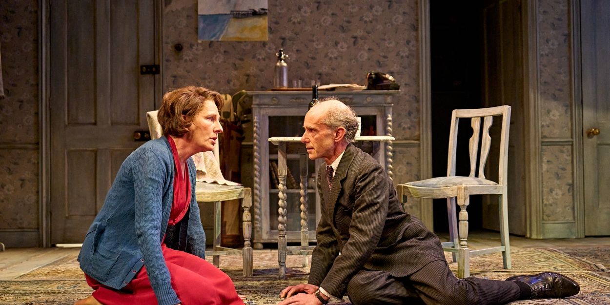 Hadley Fraser and Selina Cadell Join the Cast of THE DEEP BLUE SEA