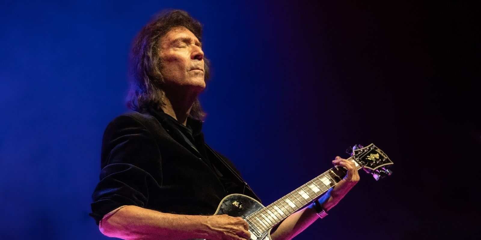 Interview: Steve Hackett of GENESIS GREATS, LAMB HIGHLIGHTS & SOLO ...