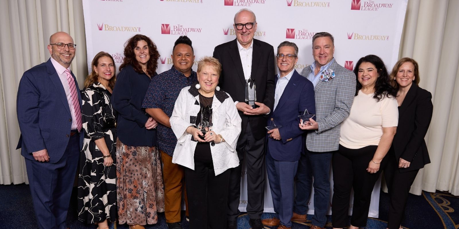 Jeff Chelesvig, Jeff Loeb and More Receive 2025 League Awards