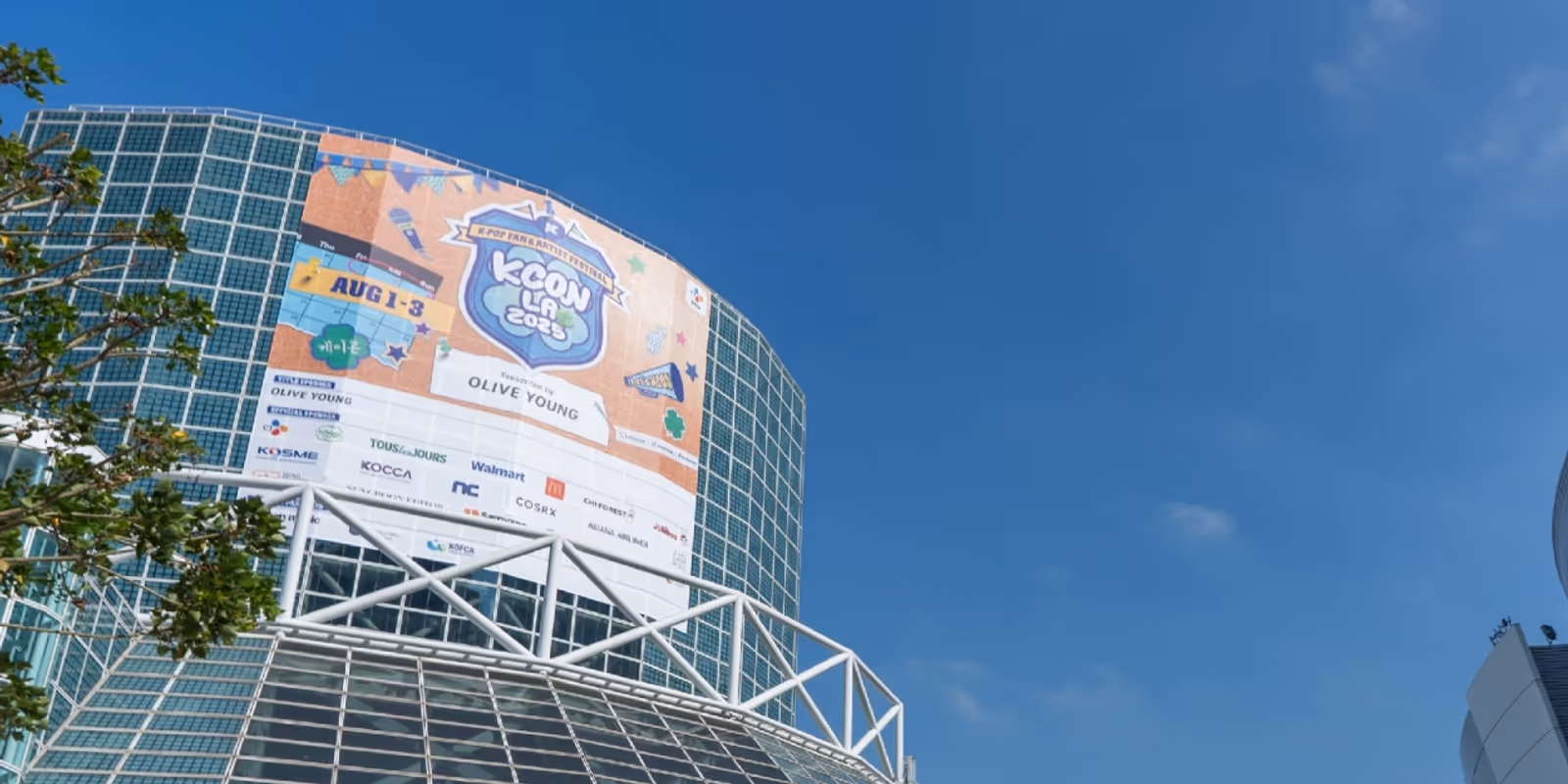 KCON LA 2025 Recap: All of the Stages, Booths, Activities, and More!