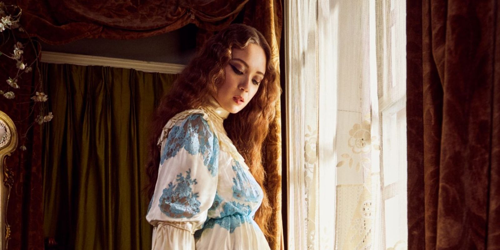 Laufey Sets 'A Matter of Time Tour' Throughout North America