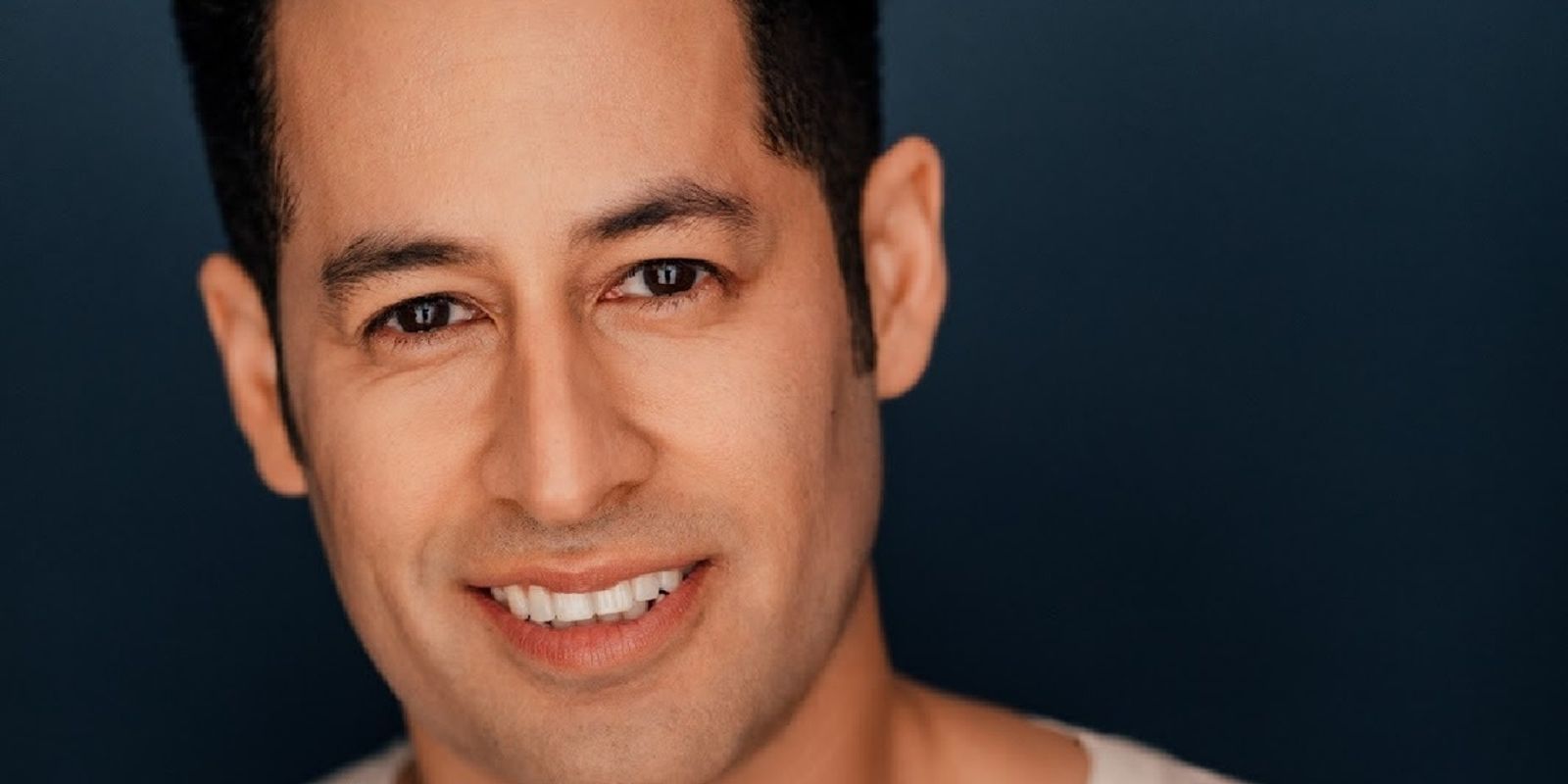 Moses Rodrigues Bernal Joins SINGFELD! A MUSICAL ABOUT NOTHING