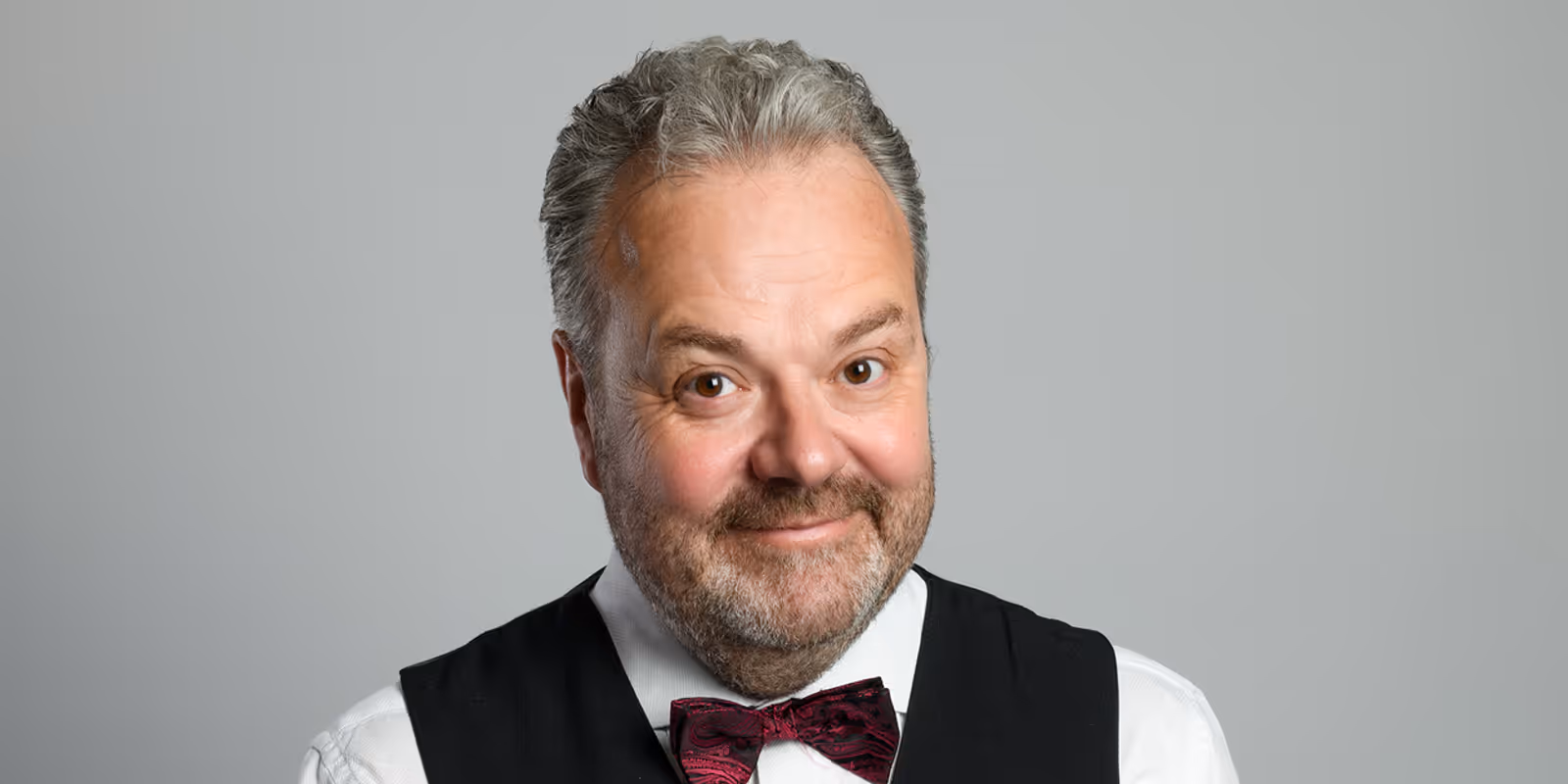 Review: HAL CRUTTENDEN: CAN DISH IT OUT BUT CAN’T TAKE IT, Leicester ...