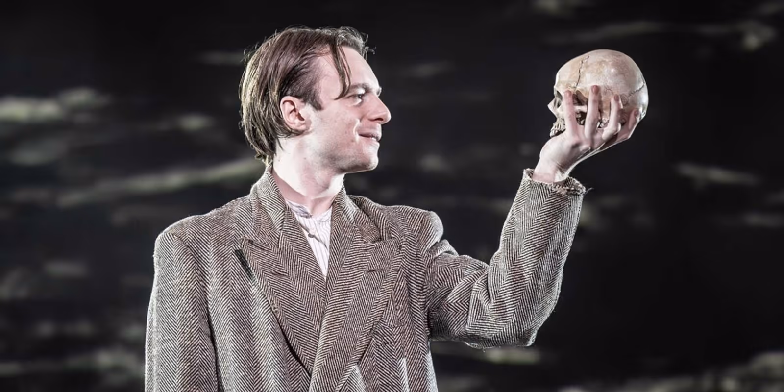 Review: HAMLET, Starring Luke Thallon