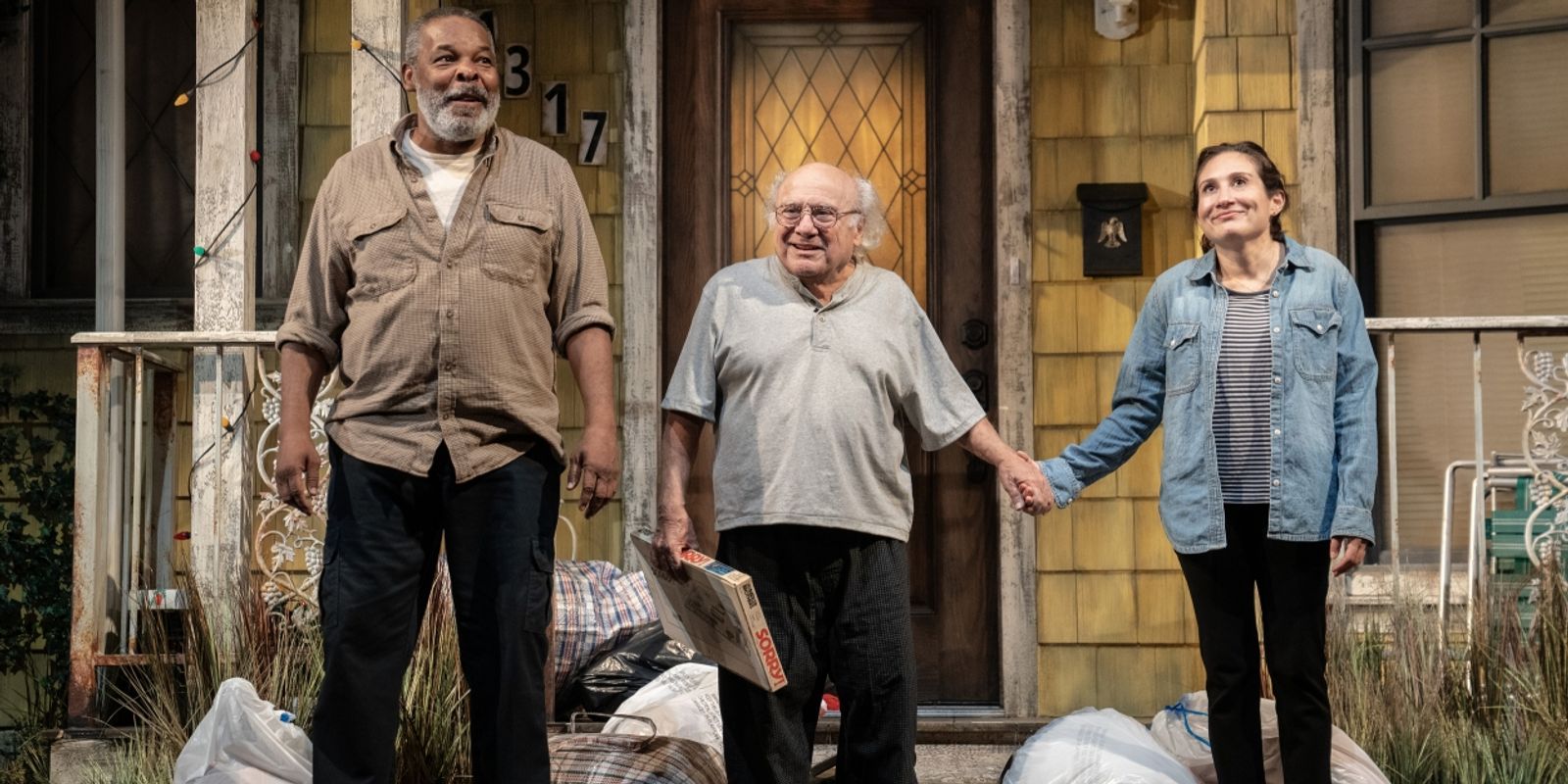 Review Roundup: I NEED THAT Starring Danny DeVito Opens On Broadway