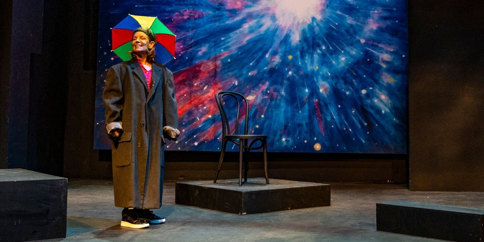Review: THE SEARCH FOR SIGNS OF INTELLIGENT LIFE IN THE UNIVERSE at St ...
