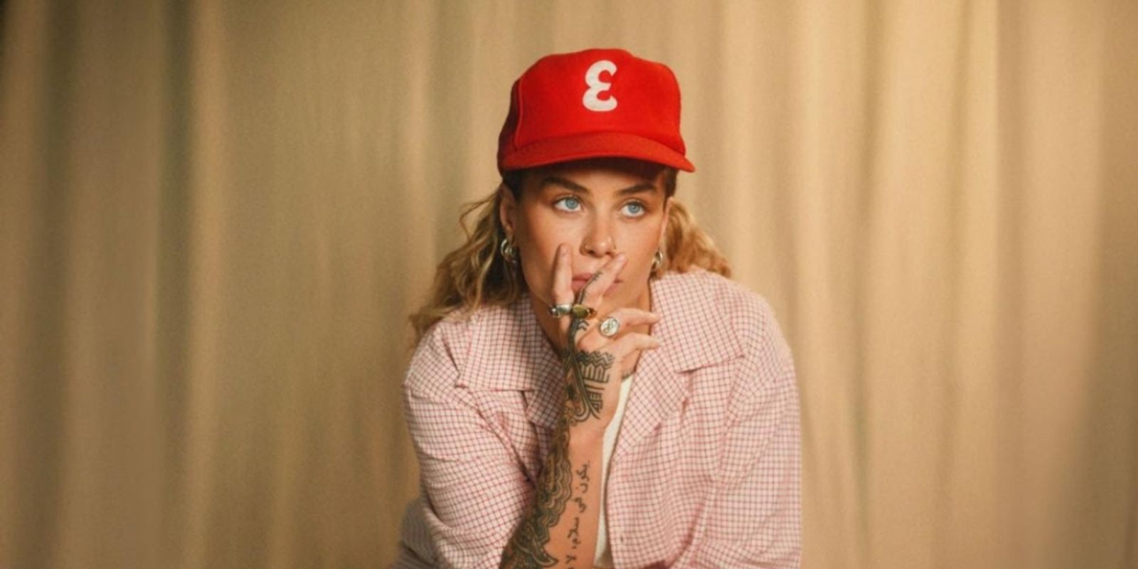 Tash Sultana Returns To Their Roots With New Single ‘Milk & Honey’