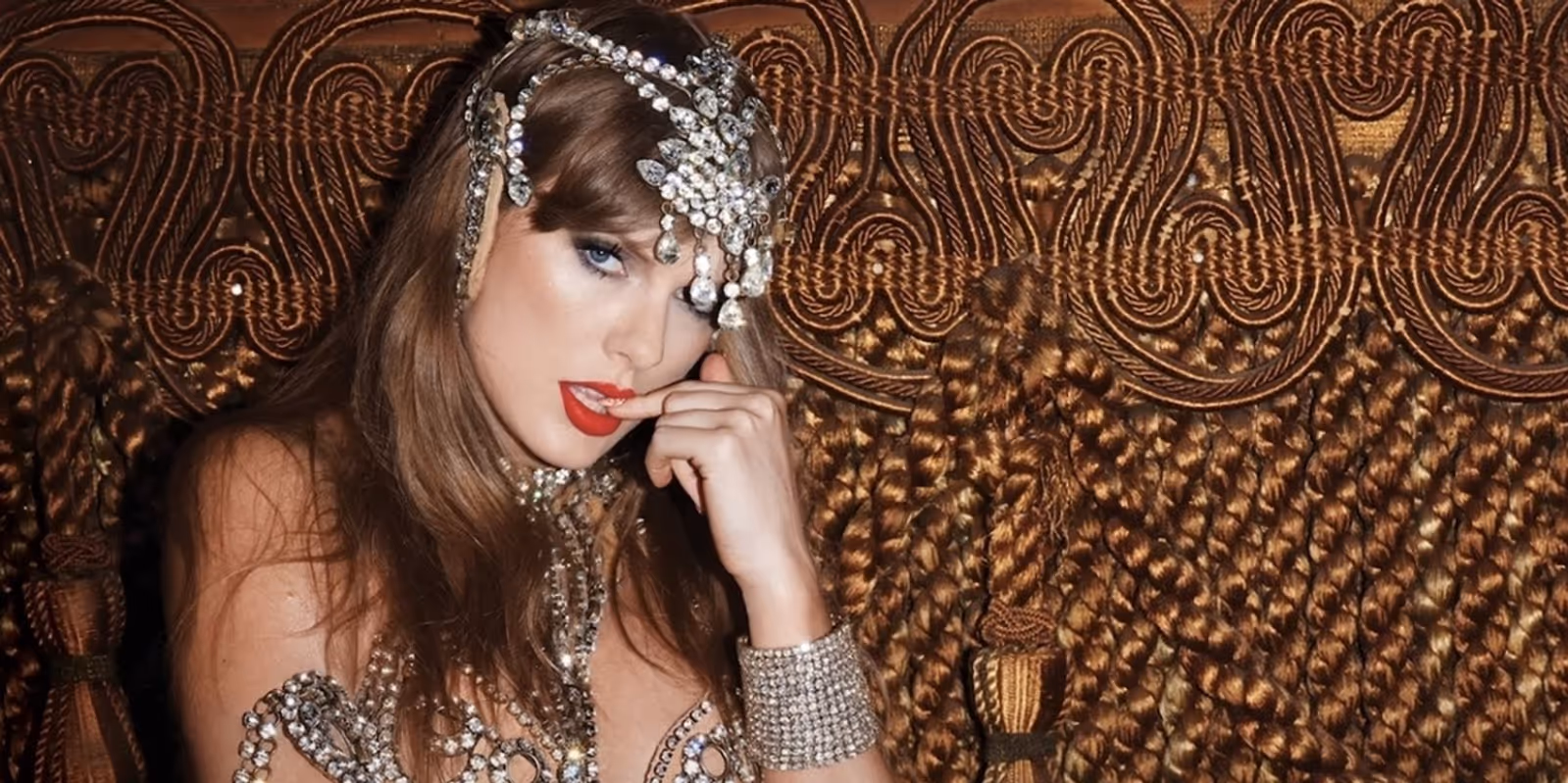 Taylor Swift's 'The Life of a Showgirl' Smashes Records with Biggest ...