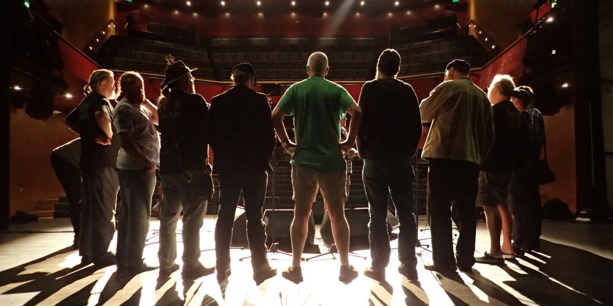 The Spooky Men's Chorale Is Back On Tour