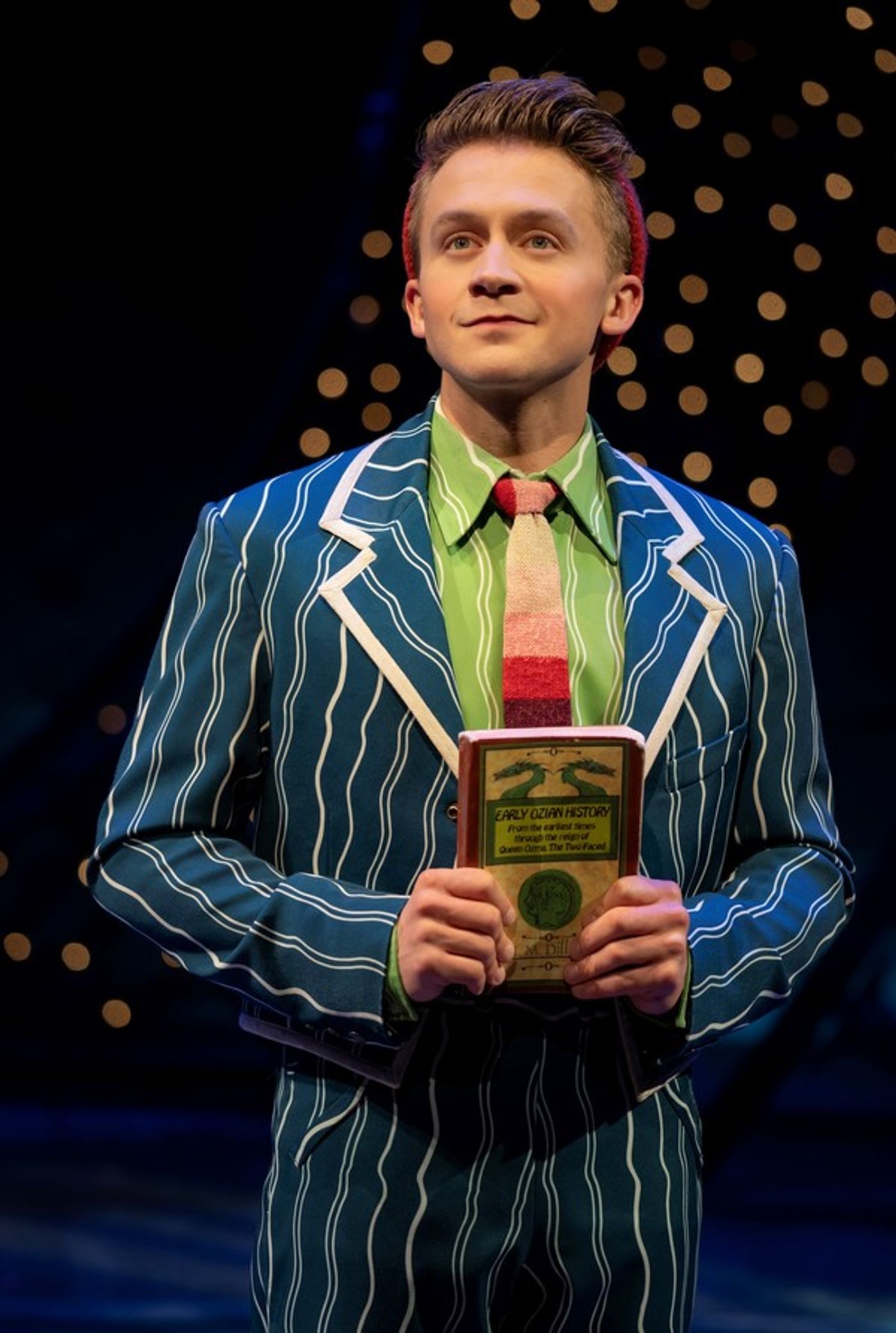 Photos: First Look at Alexandra Billings, Lindsay Pearce and More in WICKED on Broadway