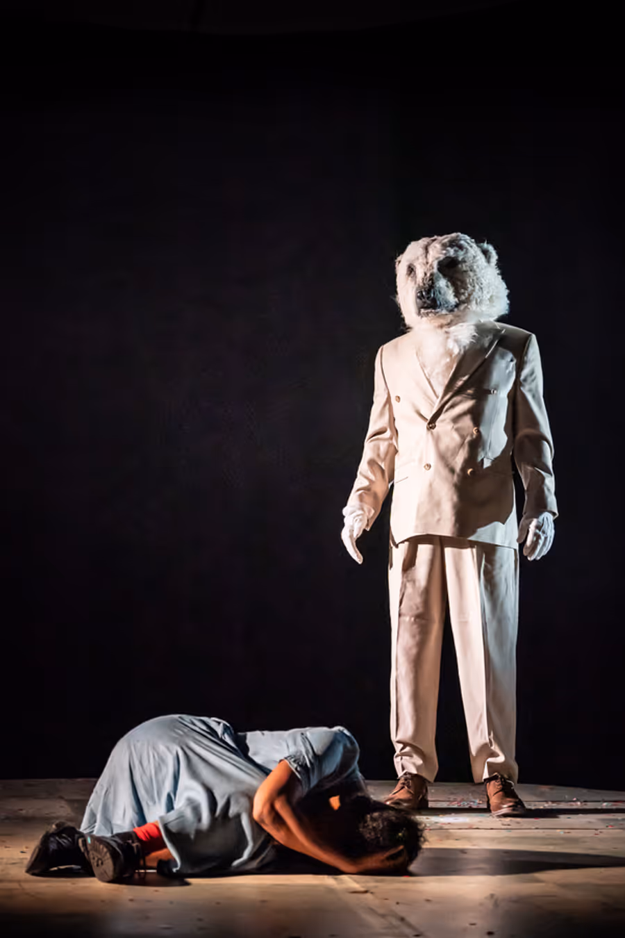 Photos: First Look At Anthony Neilson's THE WONDERFUL WORLD OF DISSOCIA ...