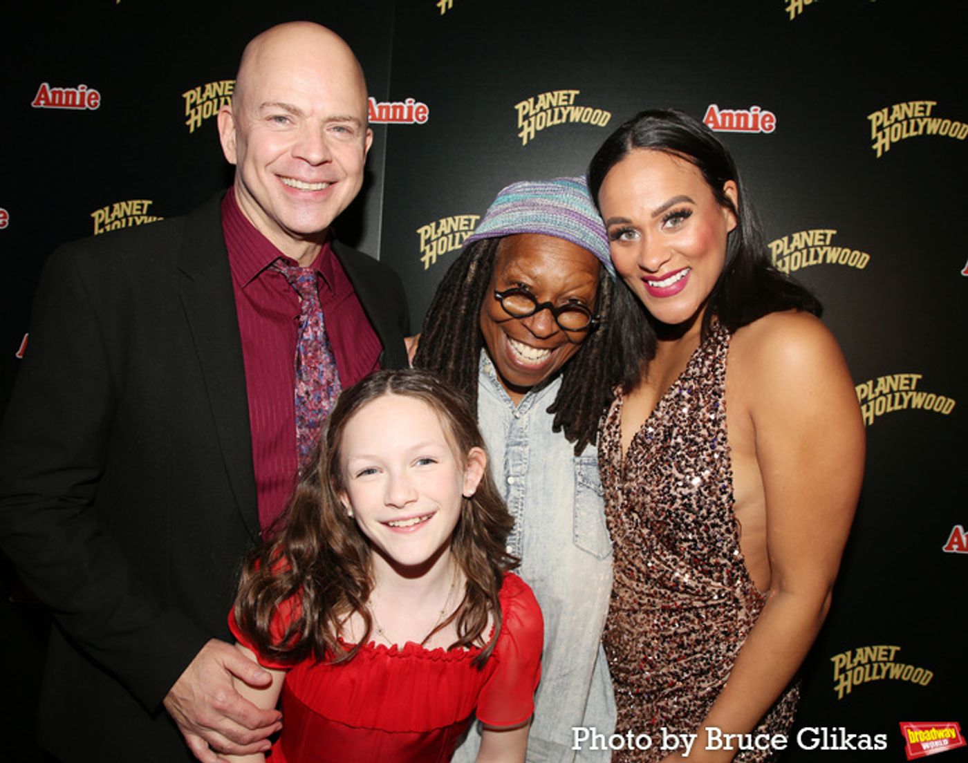 Photos: Whoopi Goldberg & ANNIE Cast Celebrate at Planet Hollywood NYC