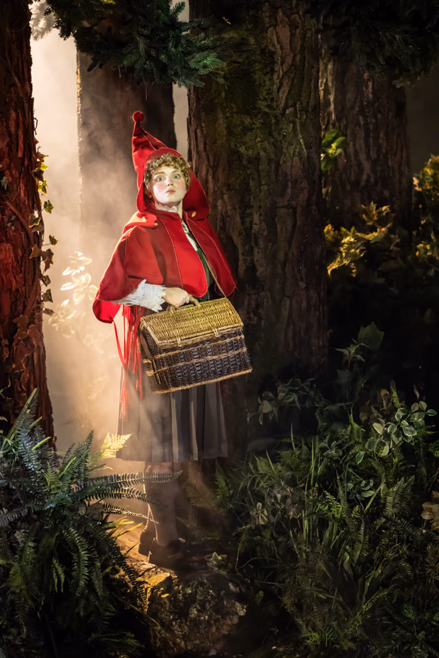 Photos/Video: INTO THE WOODS at the Bridge Theatre in London