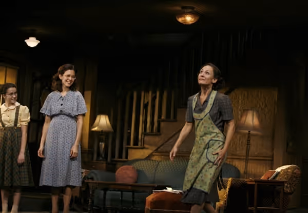 Gracie Lawrence: Credits, Bio, News & More | Broadway World