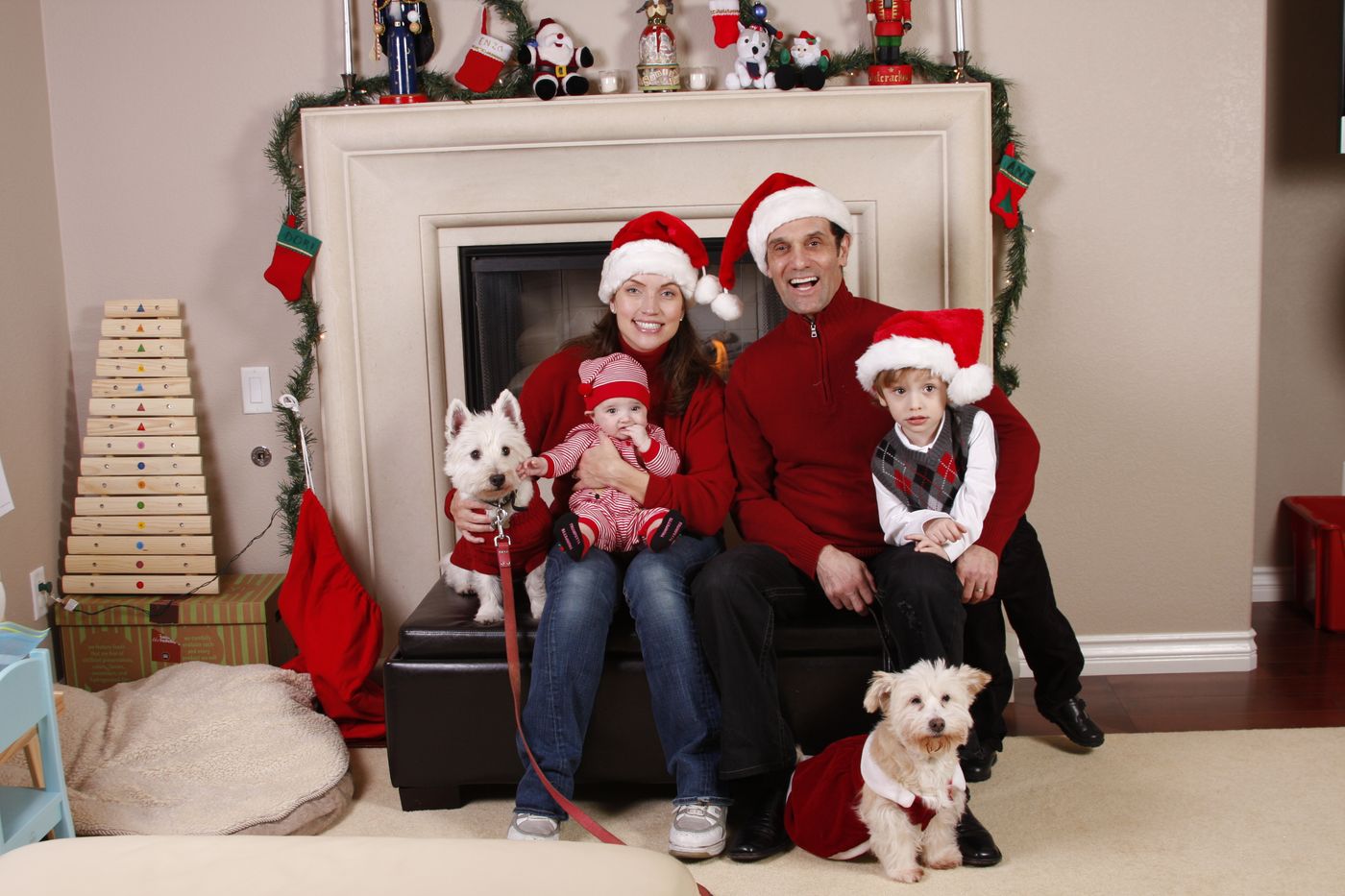 BWW Exclusive: Starry Holiday Traditions with Vanessa Williams, James ...